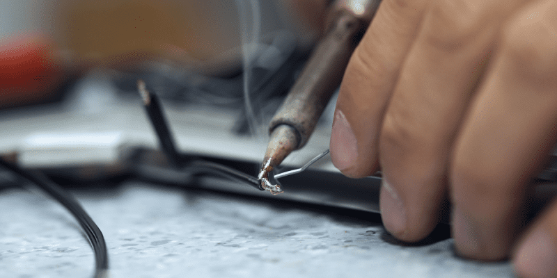 What Is the MacBook Flexgate Issue and How to Fix It