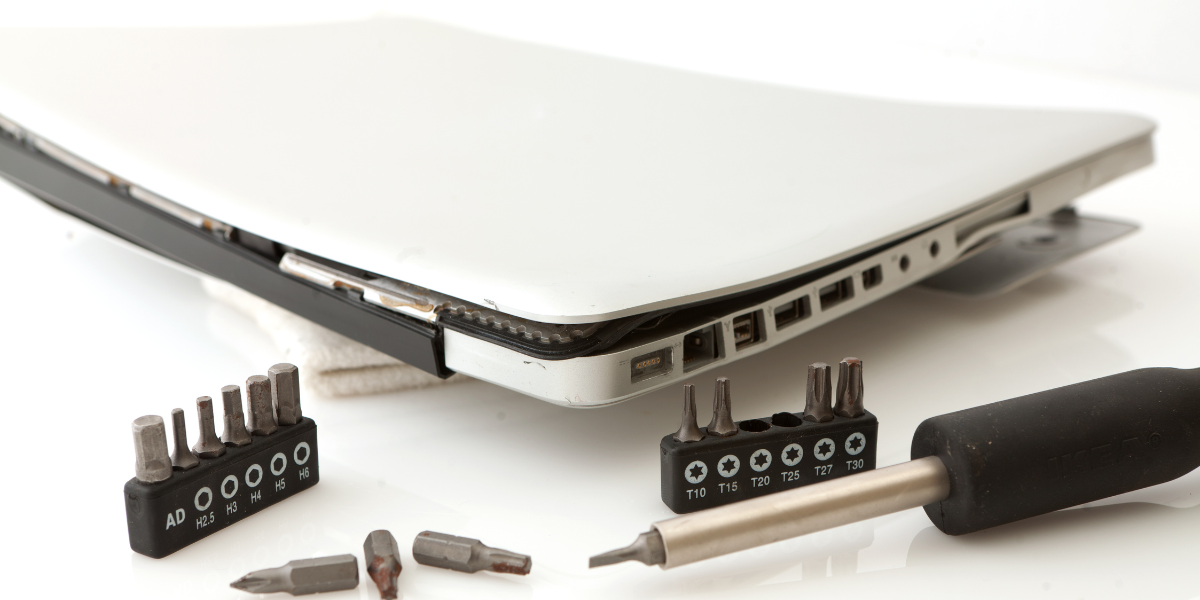 What Is the MacBook Flexgate Issue and How to Fix It